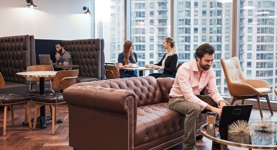 Flexible Workspace vs Traditional Offices: Which to Choose?